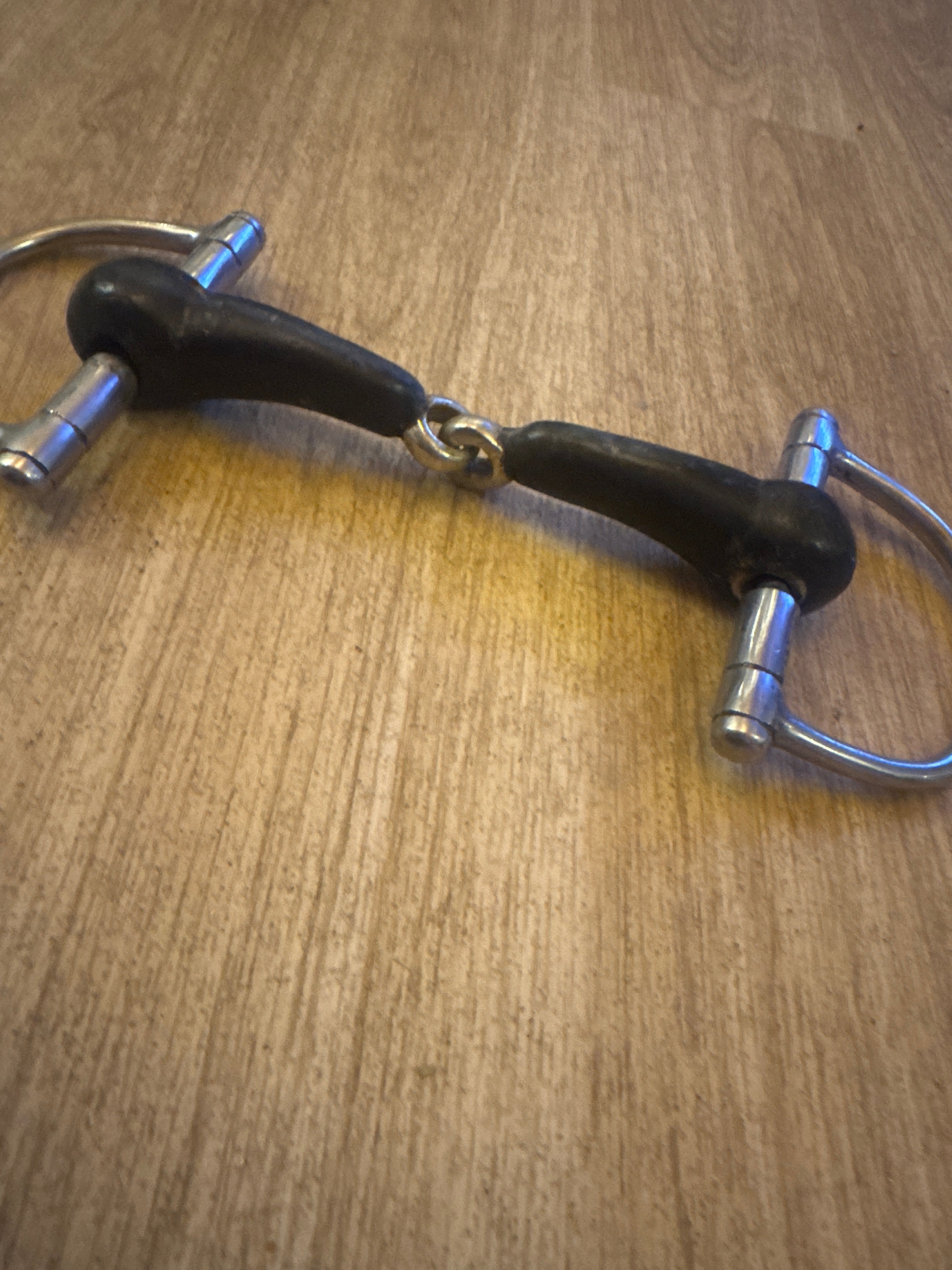 Vulcanite D Ring 5” Snaffle – Affordable Pre-Loved Secondhand & New ...